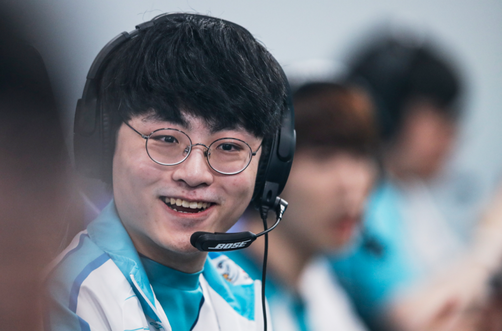 ShowMaker：我曾经学习过Doinb的打法因为他是冠军_腾讯新闻