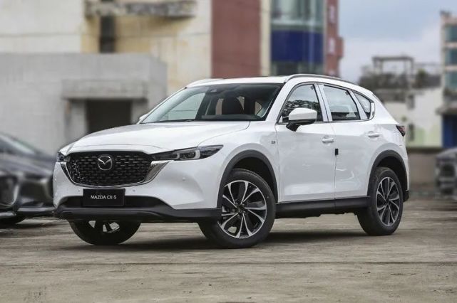 理想L8与领克09EM-P，如何选择？_腾讯新闻