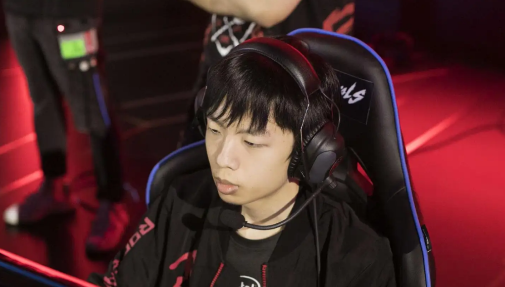 Uzi还没原谅BLG，看WE不敌滔搏后代入马哥，暗示SMLZ要走老路_腾讯新闻