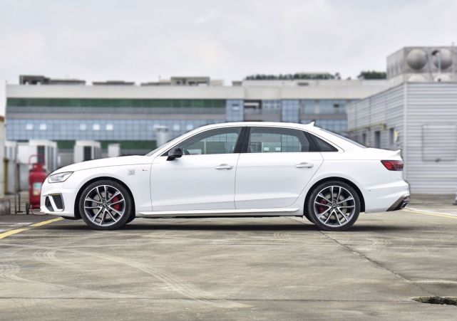 奥迪A4L 1.5T价格或下探到20万，这次宝马3系都不是对手了_腾讯新闻