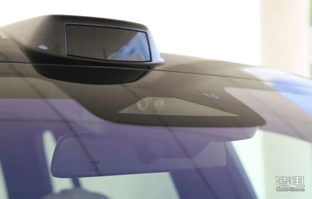 45.98万！续航1315km＋全尺寸SUV＋天花板配置：理想L9上市_腾讯新闻