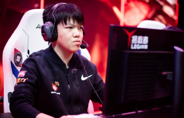 WBG不敌RNG后，官博沦陷！粉丝怒喷：放theshy走，或者换中单_腾讯新闻