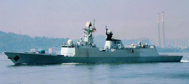 522“资阳”舰服役：沪东等船厂在两年内，下水10艘054A型护卫舰_腾讯新闻