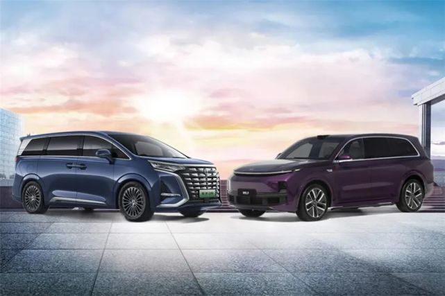 预算45万买高端奶爸车，理想L9和腾势D9到底该选谁？_腾讯新闻