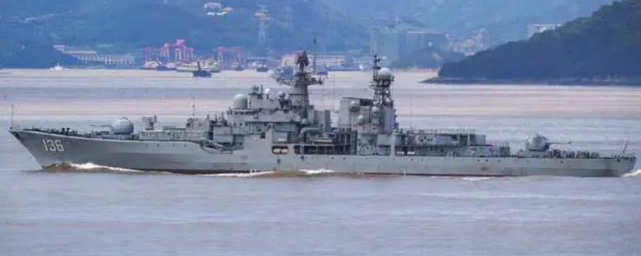 138泰州舰：驶进船厂3月余，就重新归建铁拳支队，未对舰载武器进行升级_腾讯新闻