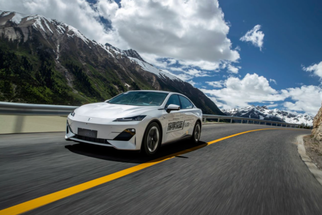 抢先海豹一步，长安深蓝SL03 7月25日上市，特斯拉也不香了？_腾讯新闻