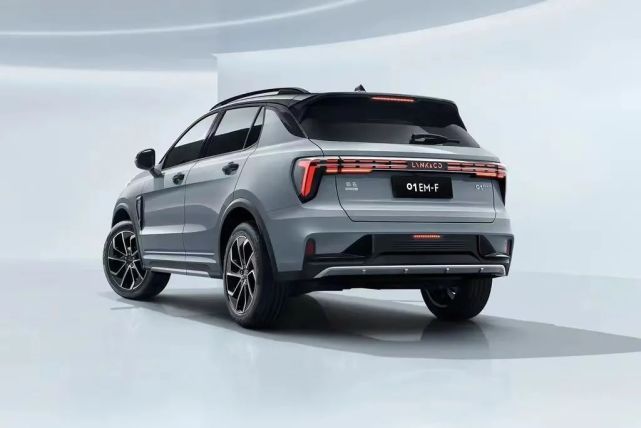 旗下首款电混SUV！领克01 EM-F搭载三缸发动机_腾讯新闻