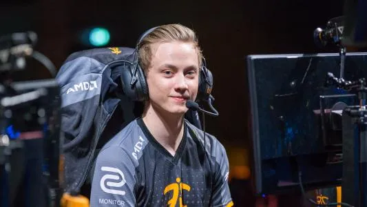 jankos夸自己“物美价廉”？强力打野不愿来LEC，Bo是没人要！_腾讯新闻