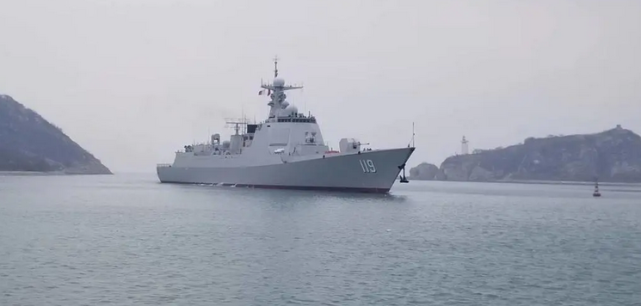 157丽水舰入列：25艘052D/DL型成军，防空驱逐舰规模全球第二位_腾讯新闻