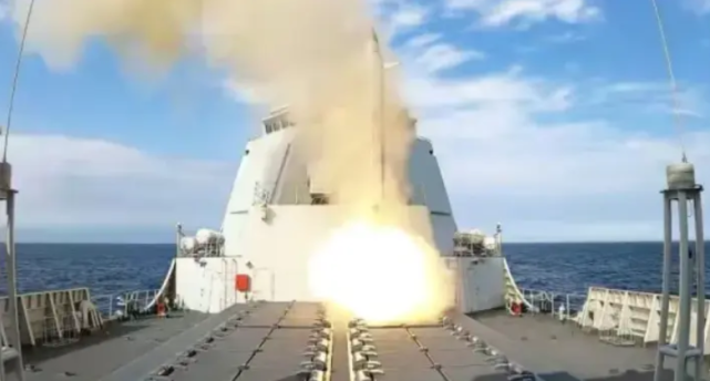 157丽水舰入列：25艘052D/DL型成军，防空驱逐舰规模全球第二位_腾讯新闻