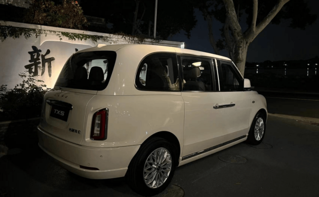 7座纯电MPV又来新选择？吉利LEVC TX5实车曝光_腾讯新闻