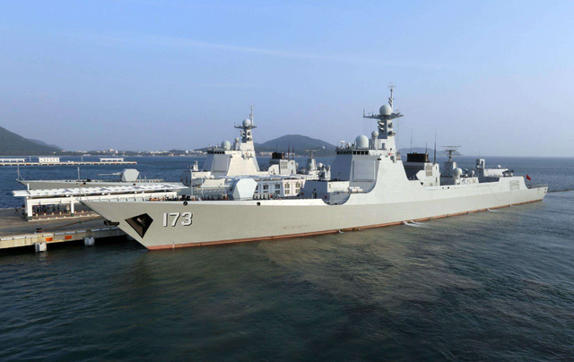 俄罗斯采购中国军舰，075和052D最好？俄前海军副司令：并不赞成_腾讯新闻