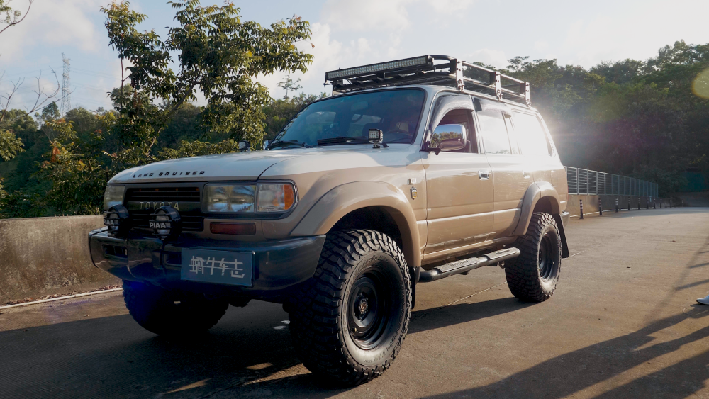 丰田兰德酷路泽国产车型10月上市！3.5T＋10AT，价格多少你会买单_腾讯新闻