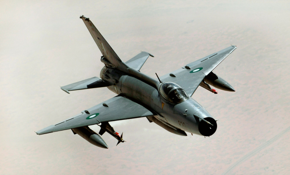 喜讯！巴基斯坦增购60架歼-10CE，将取代F-16成为巴空军的主力_腾讯新闻