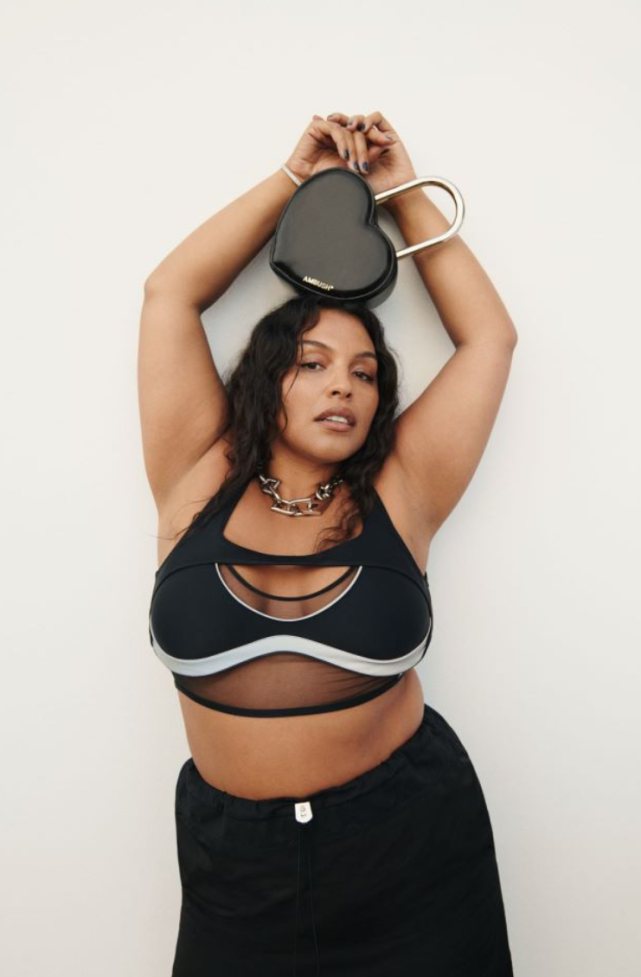 万里挑一，自成风格＃YourChoiceYourFARFETCH 发发奇全新2022秋冬系列广告重磅发布_腾讯新闻