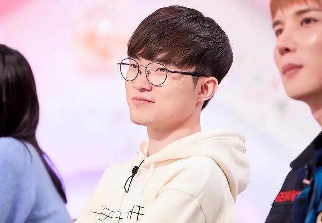 S12还没开始，faker再次出来放个狠话，根本不把EDG放眼里_腾讯新闻