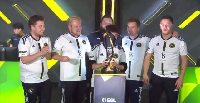 【CSGO】Vitality战队3-2击败Liquid夺得EPL S16冠军！_腾讯新闻