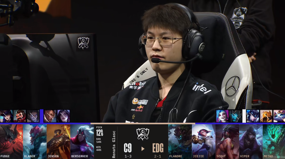 EDG双杀C9，拿下第3胜！3线压制，Scout阿卡丽杀疯了_腾讯新闻