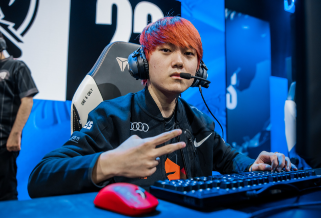 S12全球总决赛上的LPL夏季赛一阵选手，仅剩上路369_腾讯新闻