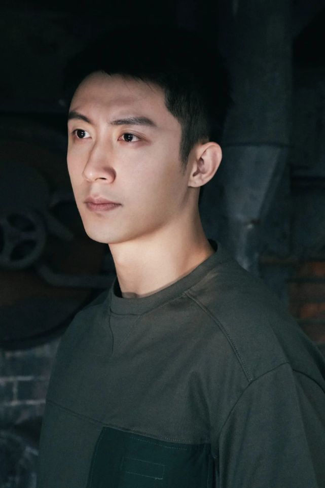 22'Q3｜220位新生代男演员待播作品一览：他们行远自迩，笃行不怠_腾讯新闻