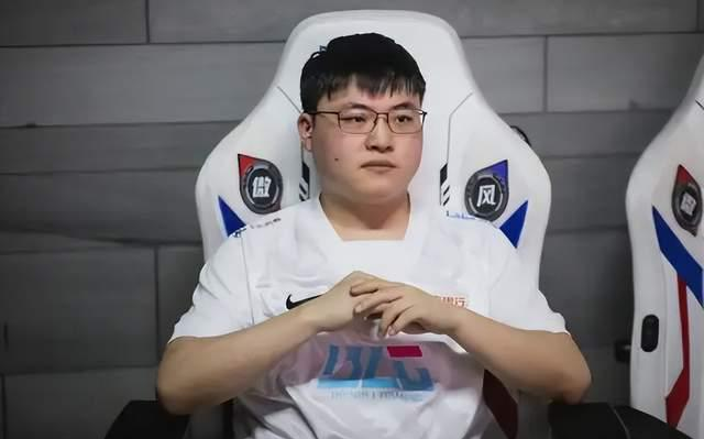 LOL：Doinb谈Uzi复出一事，爆料战马教练回归，S13要赛制改革_腾讯新闻