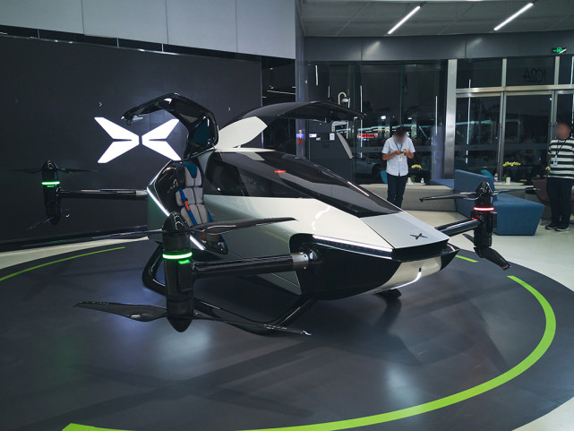 这一次小鹏真上天了！续航35分钟/130km/h 但你想买可不容易？_腾讯新闻