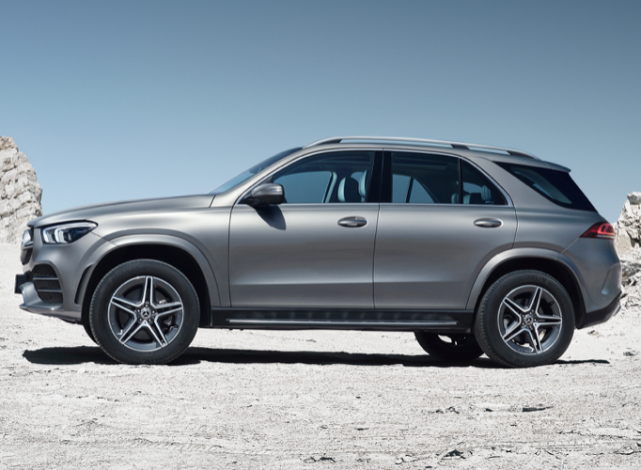 奔驰GLE涨价上市：不和国产X5拼价格，只和宝马比档次？_腾讯新闻