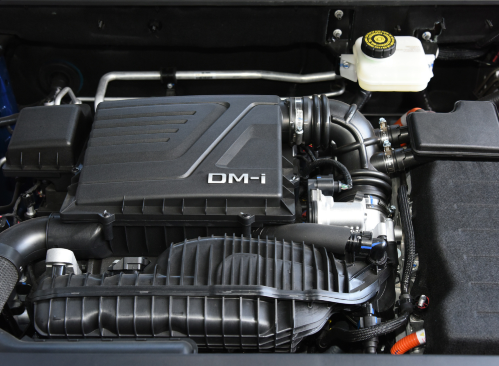 DM-i、DHT、增程，聊聊三种插混技术丨炉边谈车_腾讯新闻