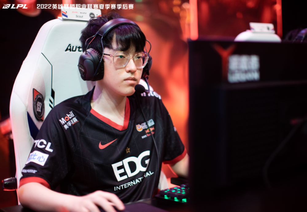 LPL大事件，EDG向联盟申诉！Scout与老家决裂，Viper可惜了_腾讯新闻