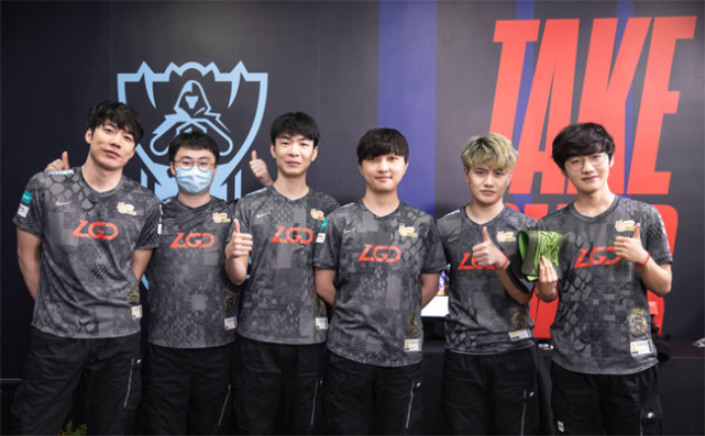 “烈士暮年”壮心何处寻：WE官宣中单xiye离队恢复自由人_腾讯新闻