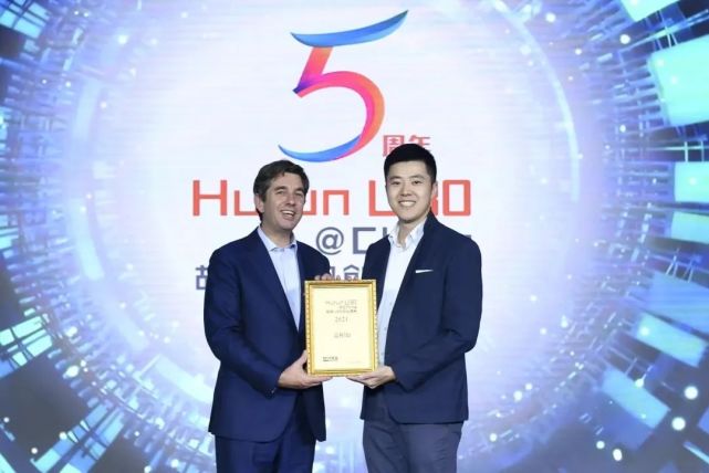 对话胡润U30｜帕西尼感知科技联合创始人＆COO聂相如：致力于发掘触感数字化价值，实现科技向善_腾讯新闻