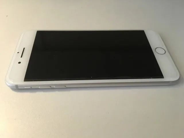 还有多少人在用iPhone8P？你觉得这款苹果手机能再战几年？_腾讯新闻