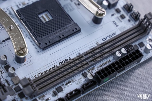 昂达B550-VH主板评测：高颜值＋性价比 够用党的心头爱_腾讯新闻