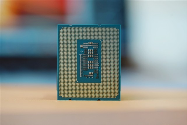 中国特供千元神U！Intel酷睿i5-13490F评测：混合架构发威 性能提升30％_腾讯新闻