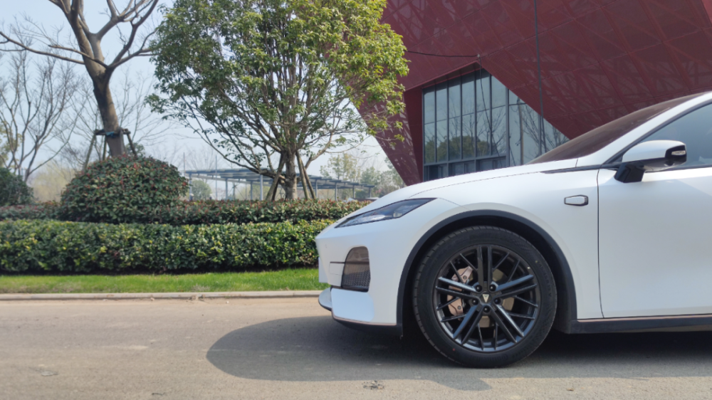 深蓝SL03：实测电耗12.6kWh/100km，这样的“尖子生”怎么就便宜卖了？_腾讯新闻