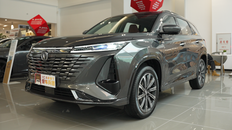 12.49万起！全系爱信8AT＋五星安全，长安CS75PLUS值得选吗？_腾讯新闻