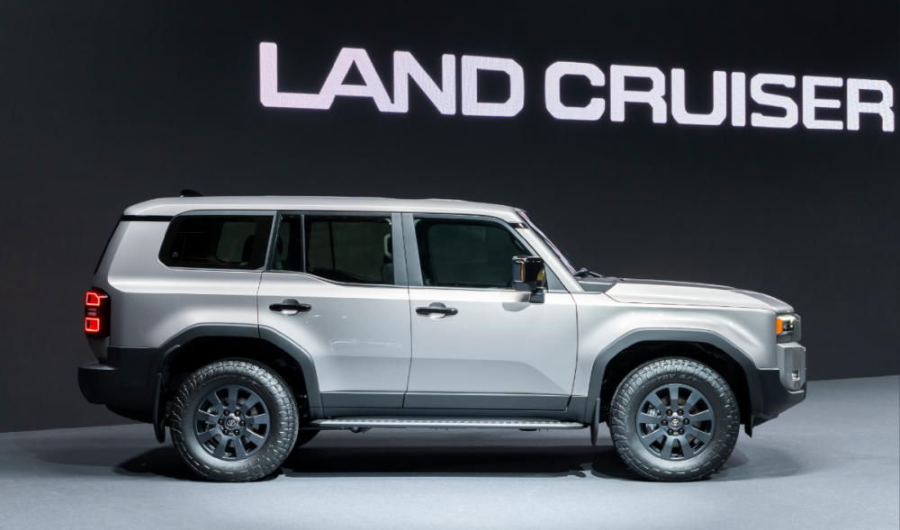 普拉多化身陆巡LC250全球发布，2024年国产上市与坦克500同价位_腾讯新闻