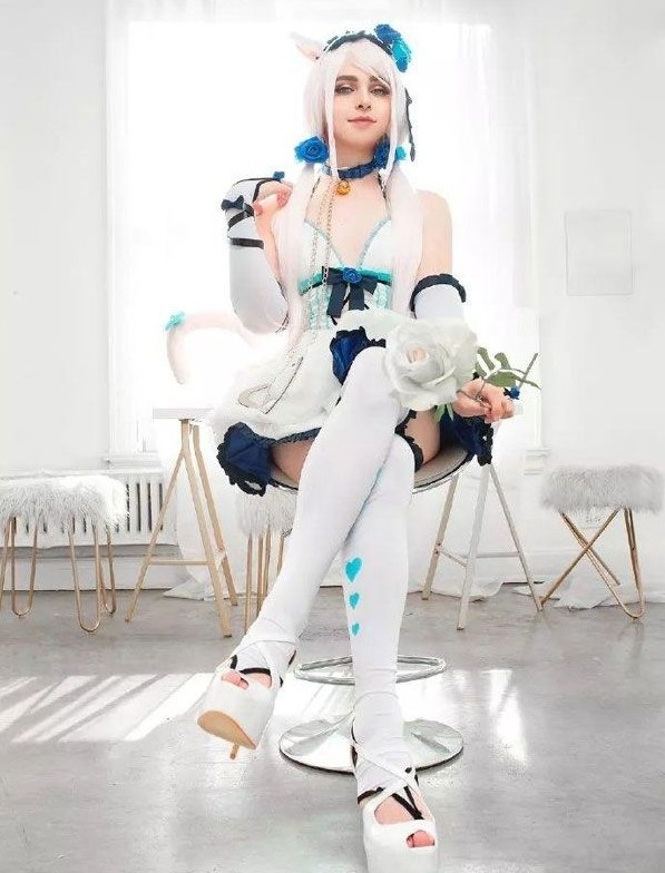 “女装大佬”Sneaky新作问世，C9官方：兄弟，你太辣了_腾讯新闻