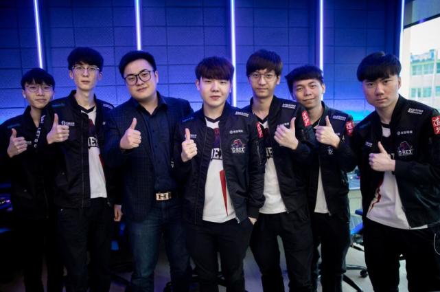 S8入围赛：C9绝地翻盘携手GRX二连胜 日本队伍创历史_腾讯新闻