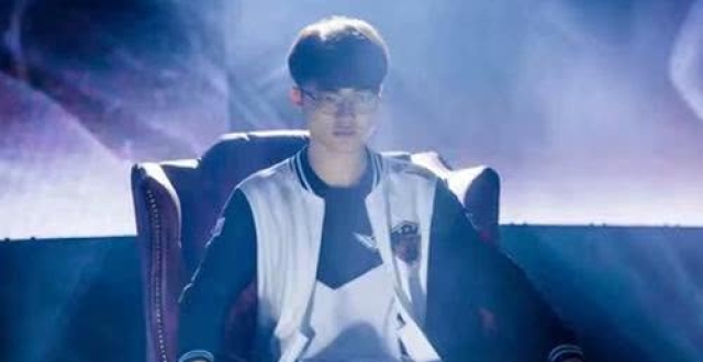 Faker采访：LPL战队曾开价100亿韩元挖我，而北美赛区更夸张_腾讯新闻