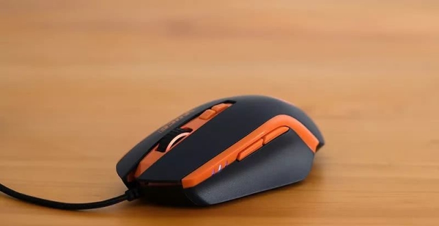 迪摩F22猛禽 WUCG定制版游戏鼠标图赏_腾讯新闻