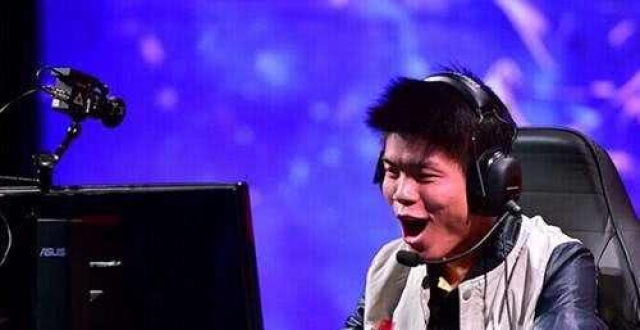 辣个男人回来了——上单之光Gogoing入驻B站首播_腾讯新闻