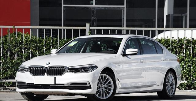 纯电续航升为95km 宝马530Le里程升级版售49.99万元起_腾讯新闻