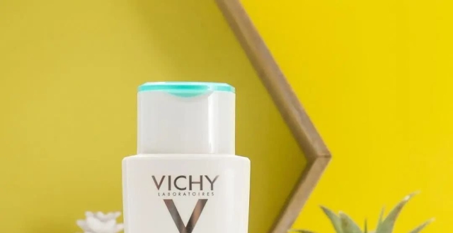 让Lisa掩面、蔡徐坤捂鼻的JonyJ，头油味让Ella丧失表情管理_腾讯新闻