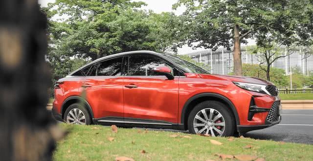 轿跑SUV里的黑马，传祺GS4 COUPE_腾讯新闻