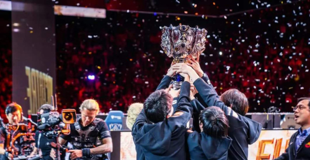 EDG转手卖掉S9冠军打野？这才是LPL最会“做生意”的战队_腾讯新闻