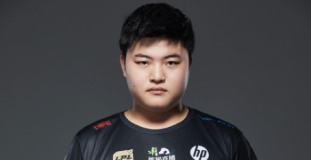 枣子哥真退役了？RNG官宣大名单后，UZI更改韩服ID为：GG没了_腾讯新闻