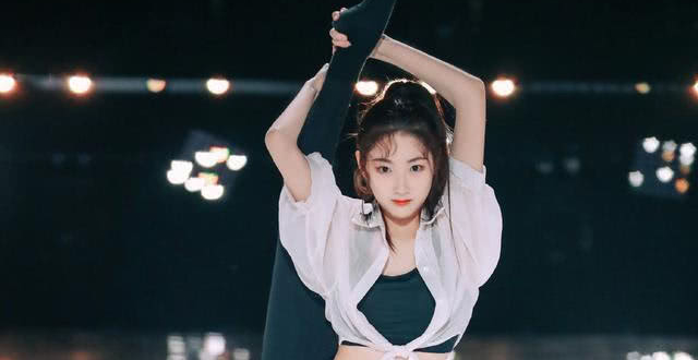 台版101《DD52》首播：选手唱跳差劲满口土味情话，陈立农都笑了_腾讯新闻