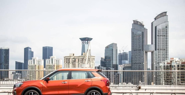 城市出行新选择 试驾体验启辰 T60EV/D60EV_腾讯新闻