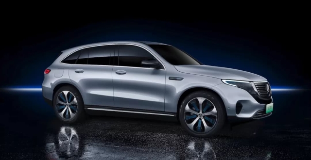 动力略有下调，续航415km，奔驰EQC 350上市售价49.98万元_腾讯新闻